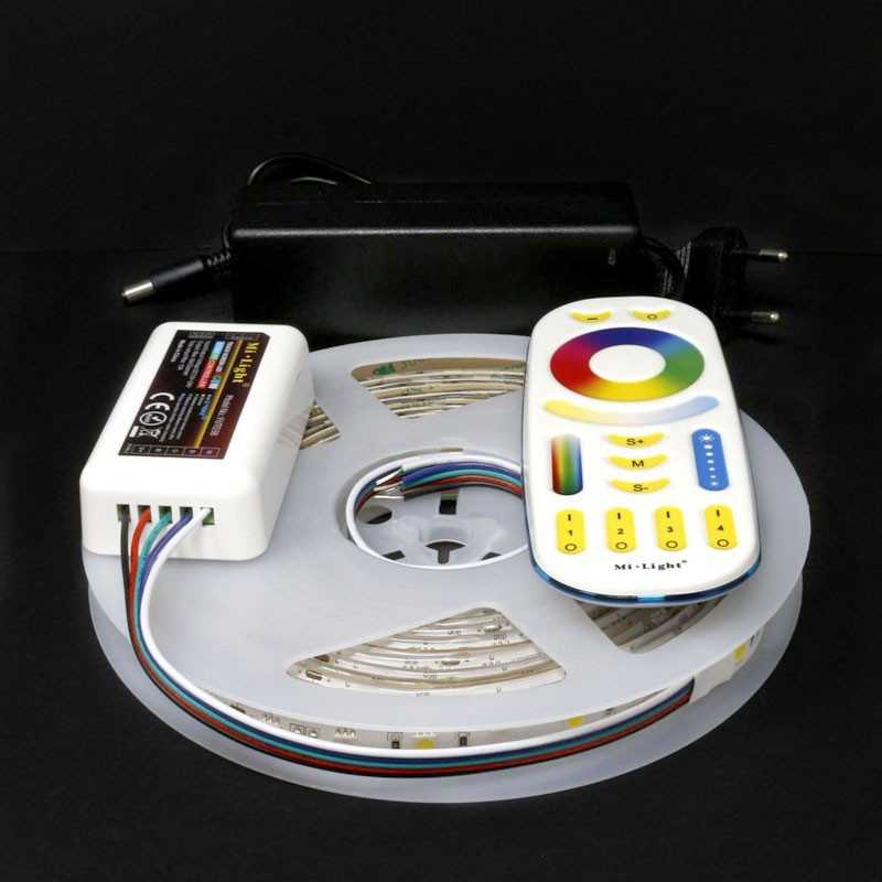 Kit ruban LED RGB+WW 60LED/m 2m50 avec contrôleur RF multizone 220V